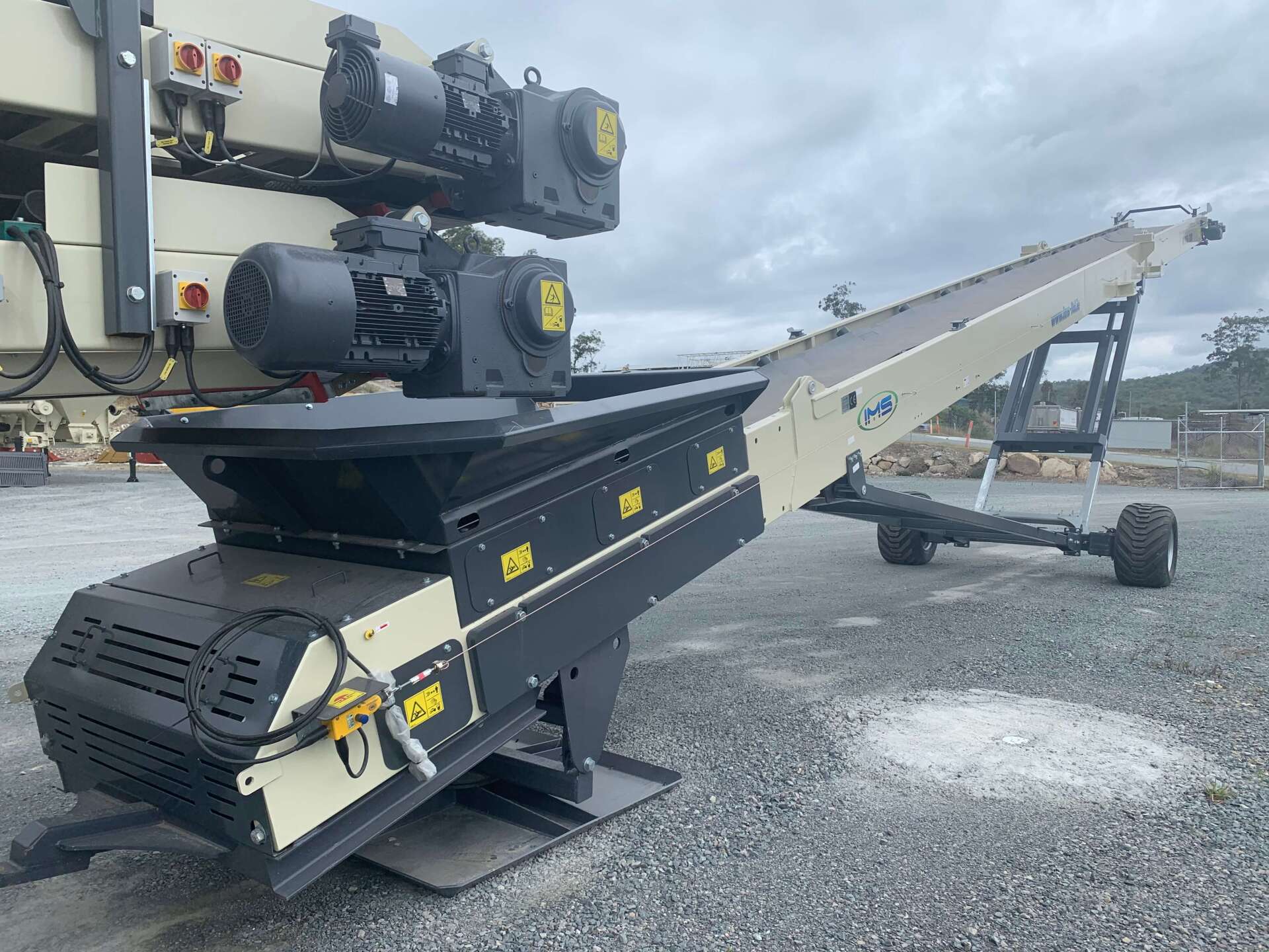 IMS Track Blenders Sales: Mobile Blending Equipment for Construction ...