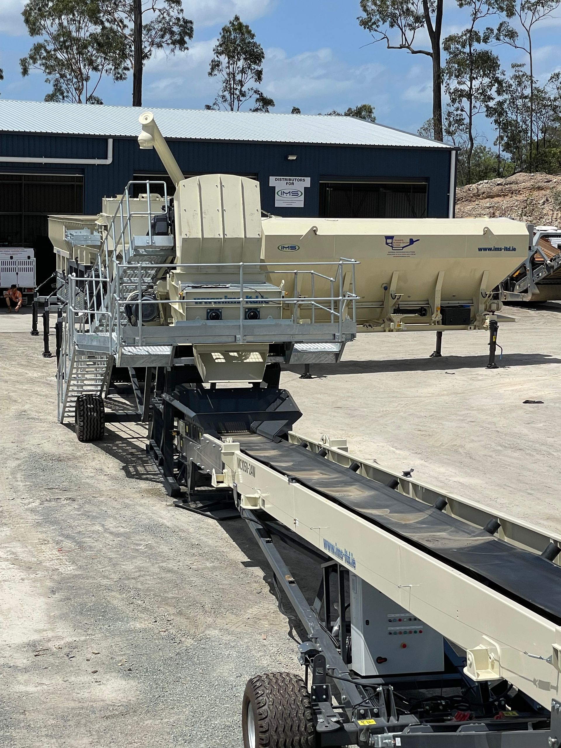 Pugmills, Blenders for Sale: IMS Track Twin Feed Hopper Pugmills, Four Hopper Blenders for ...