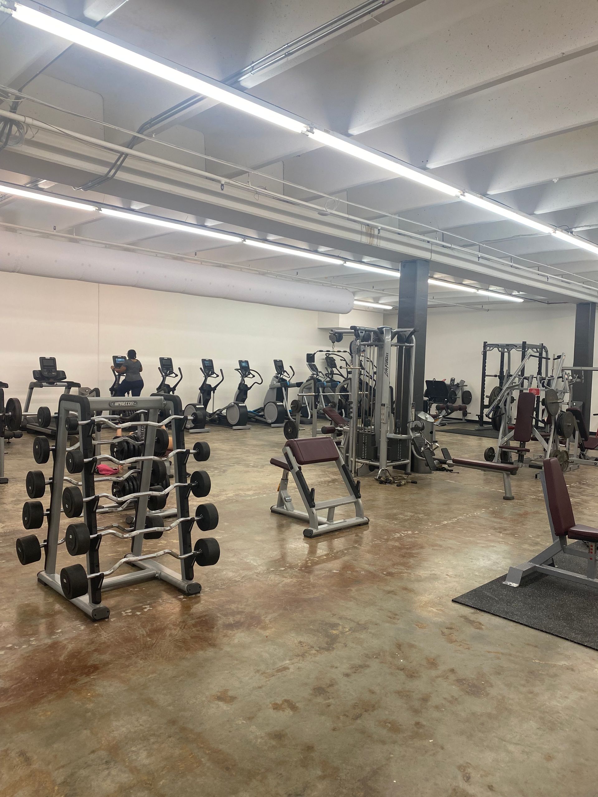 Gym Mid-City Baton Rouge | A. C. Lewis YMCA