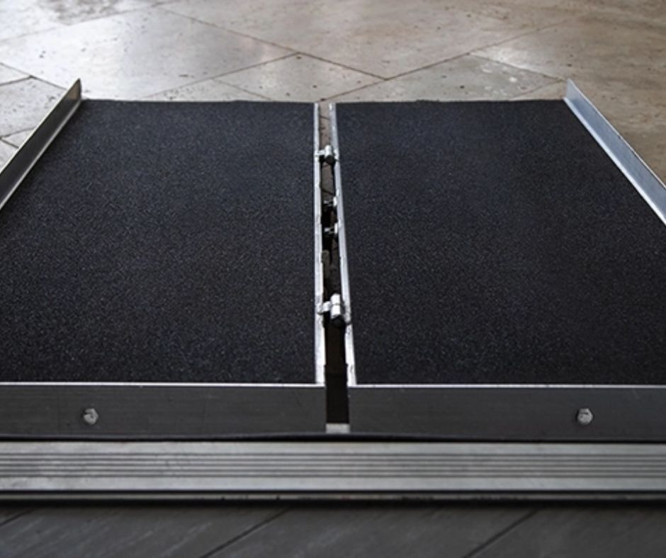 Sturdy Aluminum Suitcase Ramp | Easy Access Foldable Ramp