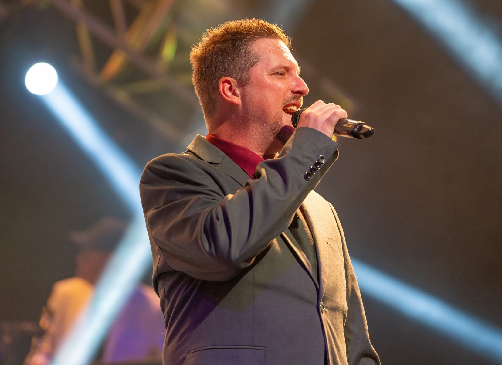 Clay Cooper's Country Express | The Featured Vocalist