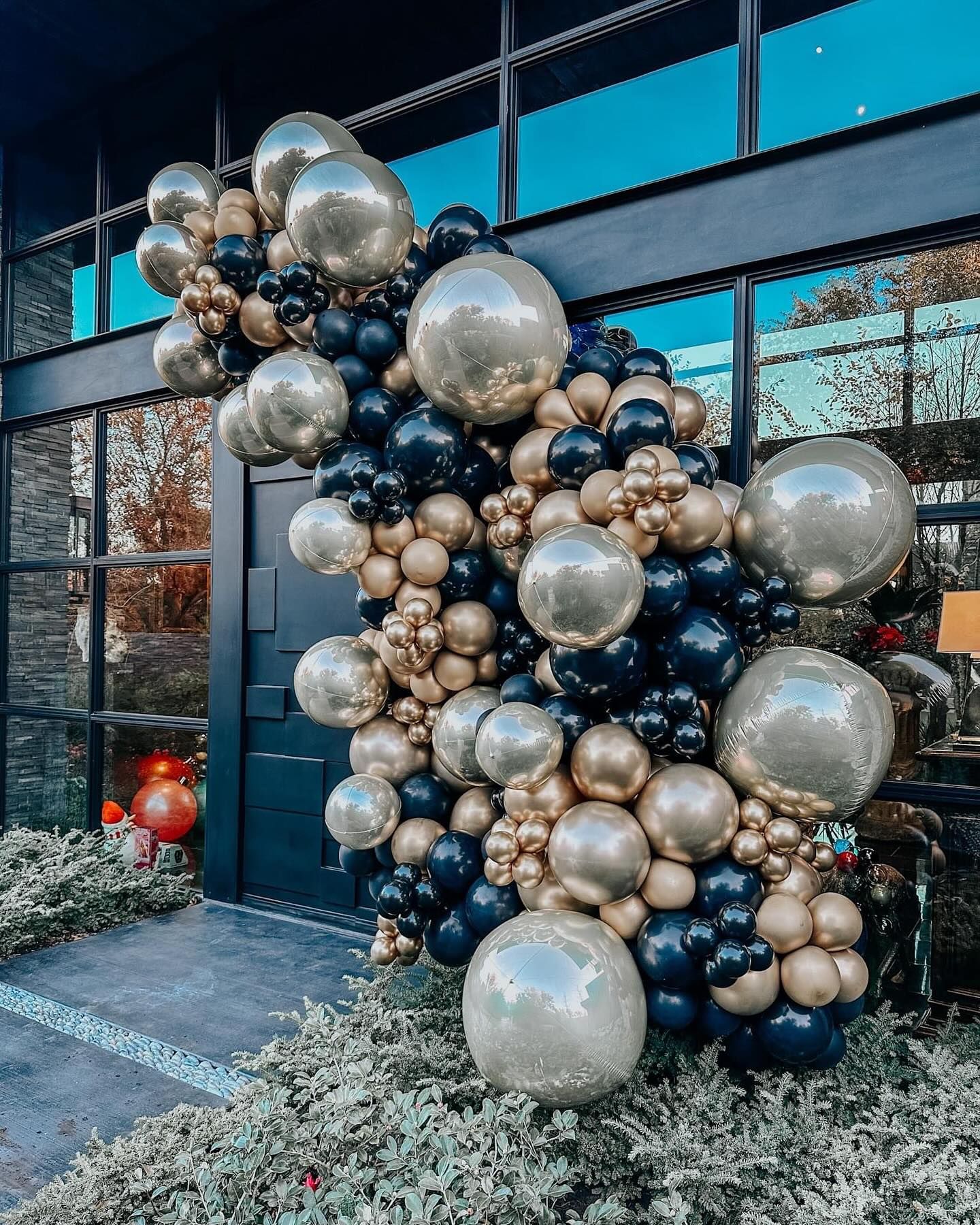 Balloon Decoration Examples | Balloon Therapy Charleston