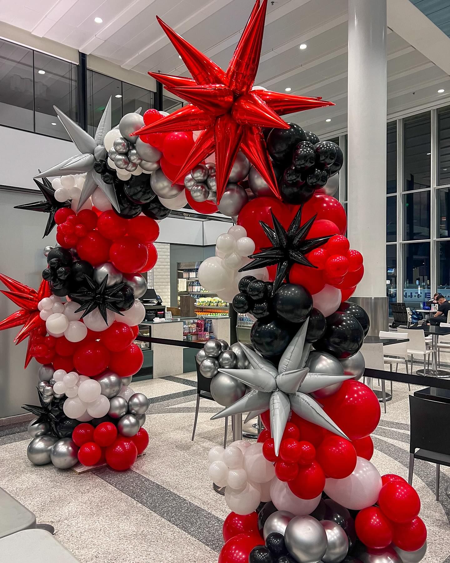 Balloon Decoration Examples | Balloon Therapy Charleston