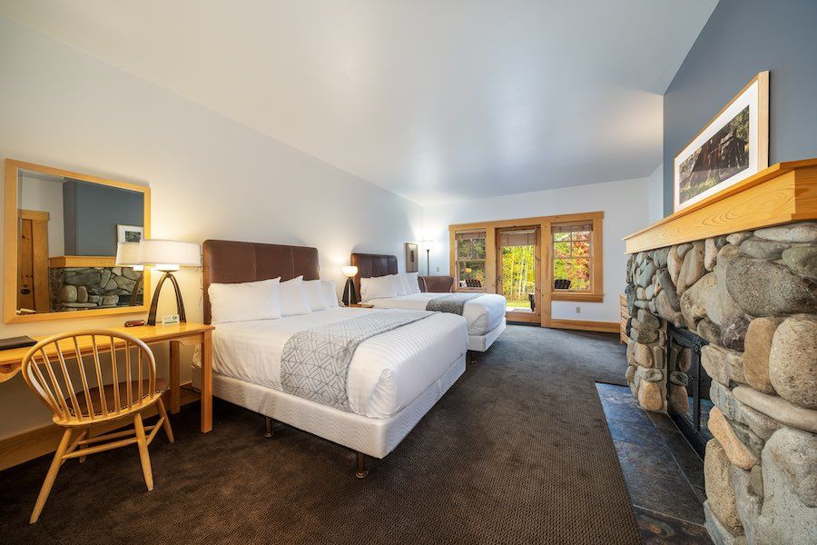Rooms at the Lodge | Freestone Inn