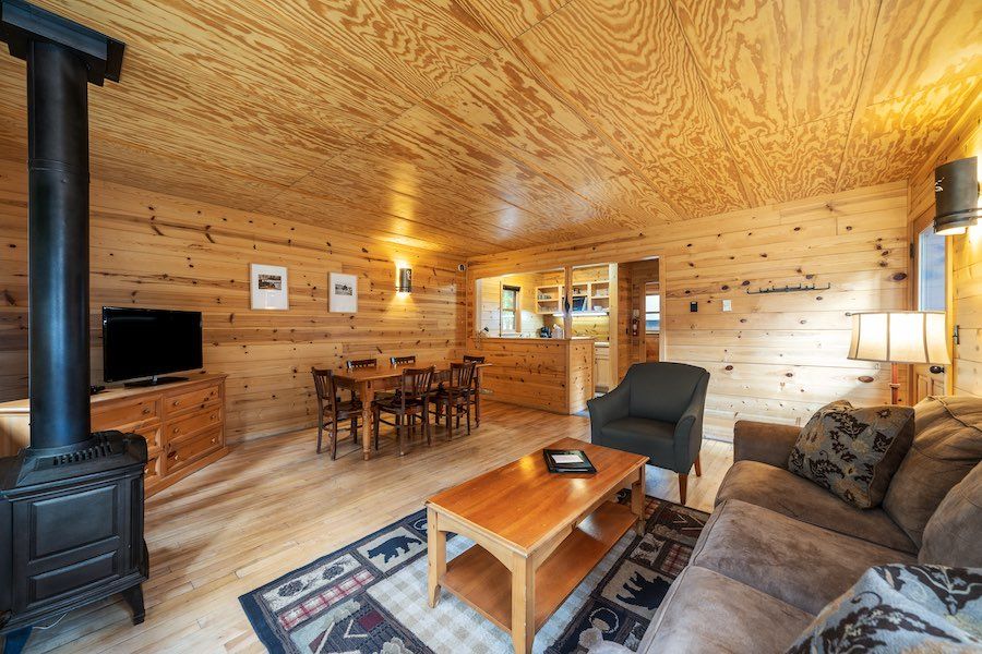 Cabin Rentals | Freestone Inn