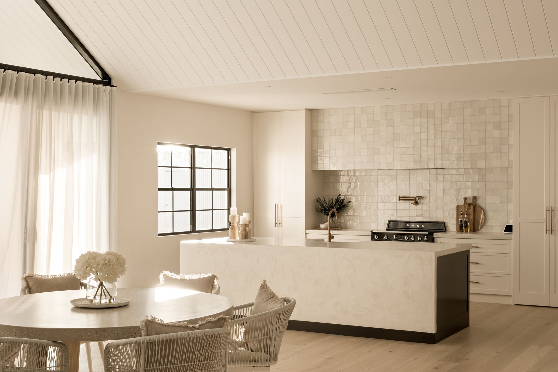 Kitchen Renovations in Toowoomba | Halls Cabinets & Joinery