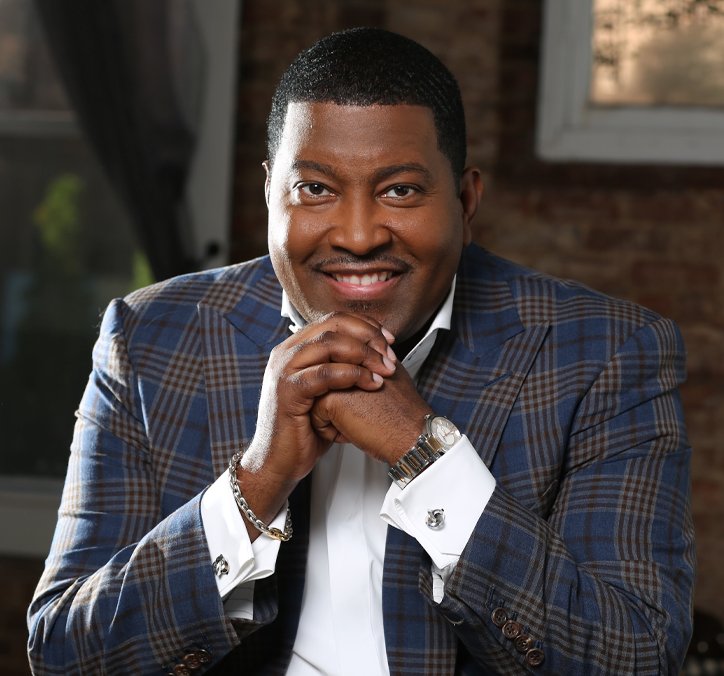 House of Hope Atlanta - Dr. E. Dewey Smith, Senior Pastor