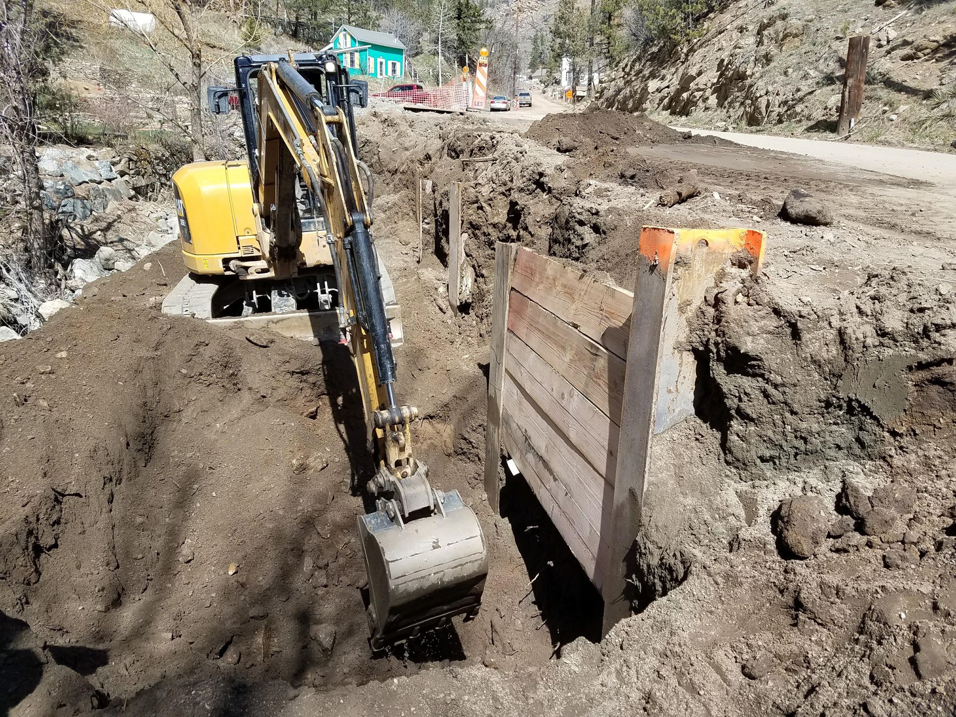 Solider Pile & Lagging | Straight Line Construction & Ram Jack