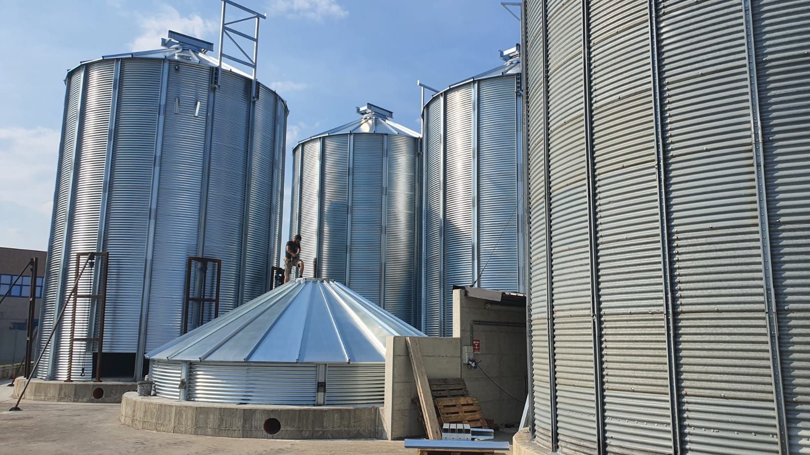 SILOS | Vigone, Carmagnola, Savigliano, Carignano | Agriplants