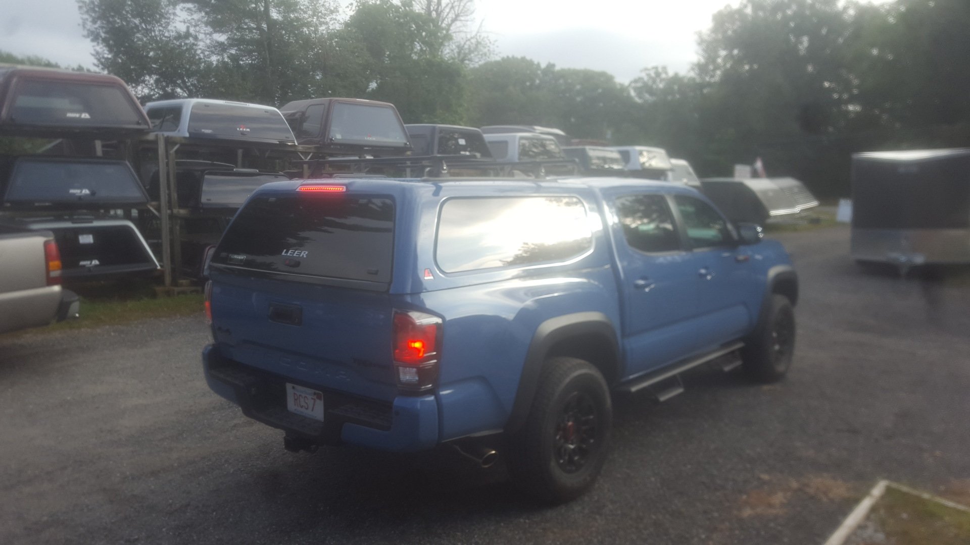 Leer 100XQ Truck Cap | Mastercraft Truck Caps LLC
