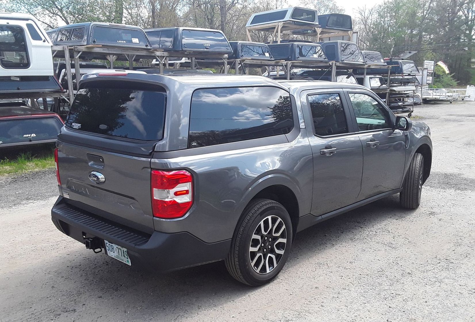 LEER Fiberglass Truck Caps | Mastercraft Truck Caps | Leominster, MA