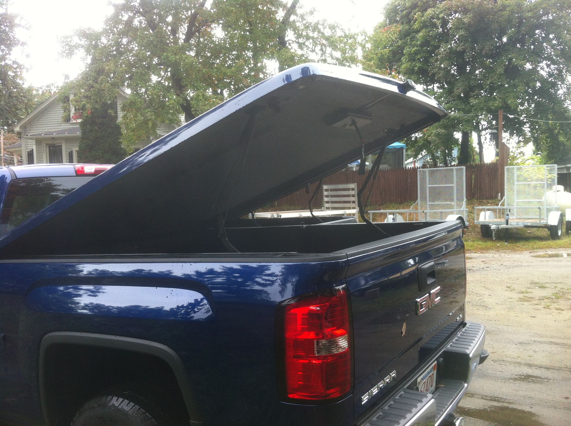 Leer 550 Truck Cap & Accessories | Mastercraft Truck Caps LLC | New England