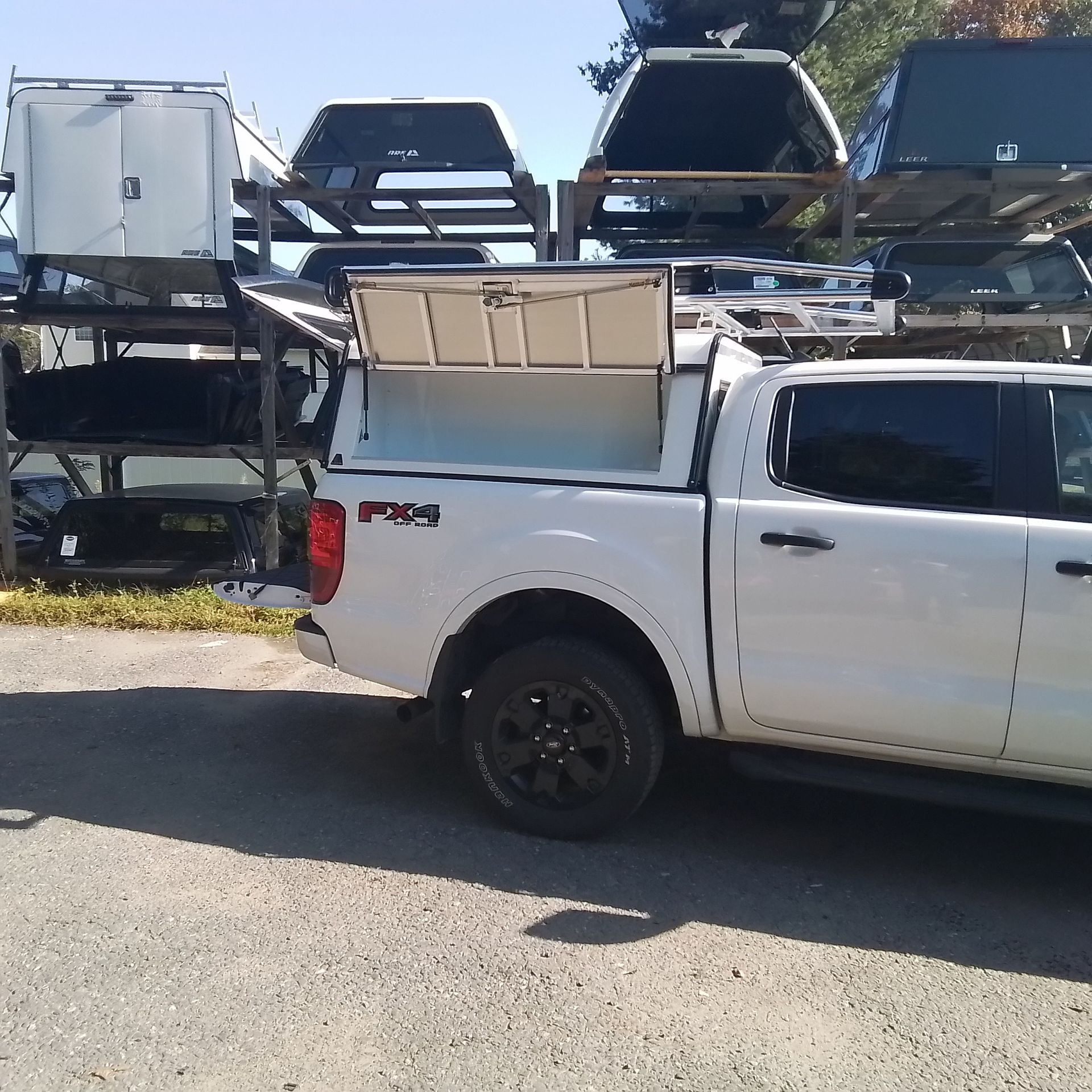 Leer DCC Truck Cap Sales & Installations | Mastercraft Truck Caps LLC ...