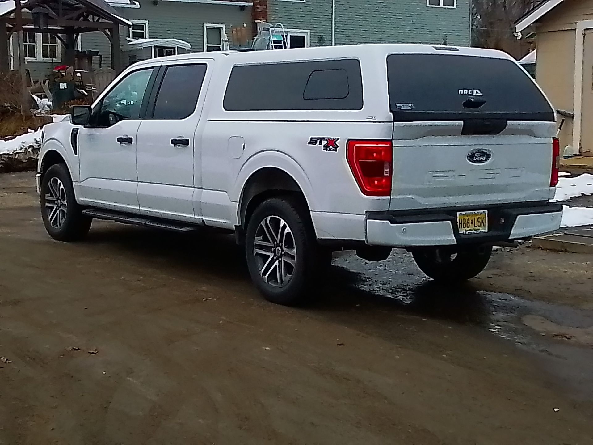 Z2 Series Truck Cap Sales & Installation | Mastercraft Truck Caps LLC ...