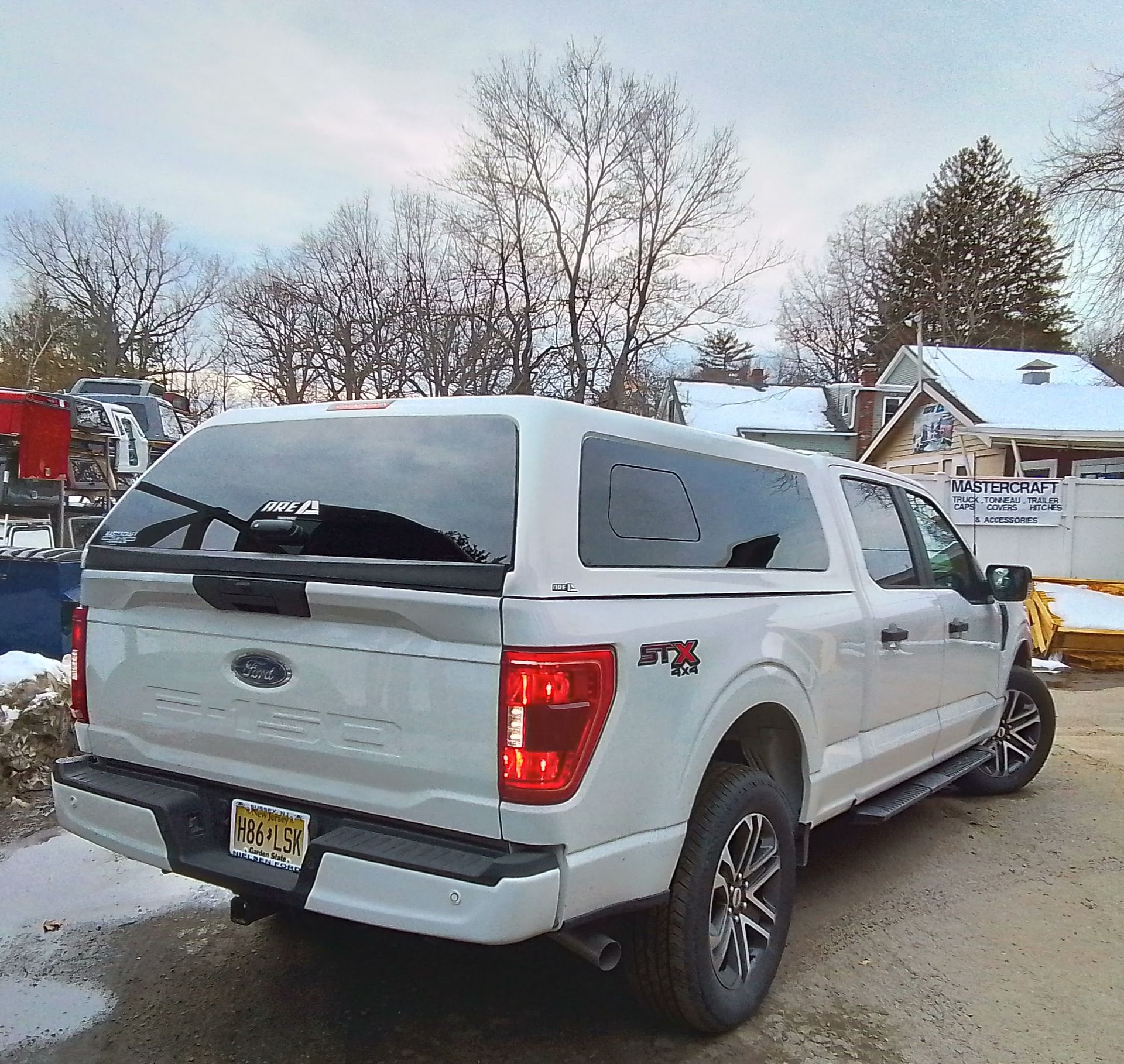 Z2 Series Truck Cap Sales & Installation | Mastercraft Truck Caps LLC ...