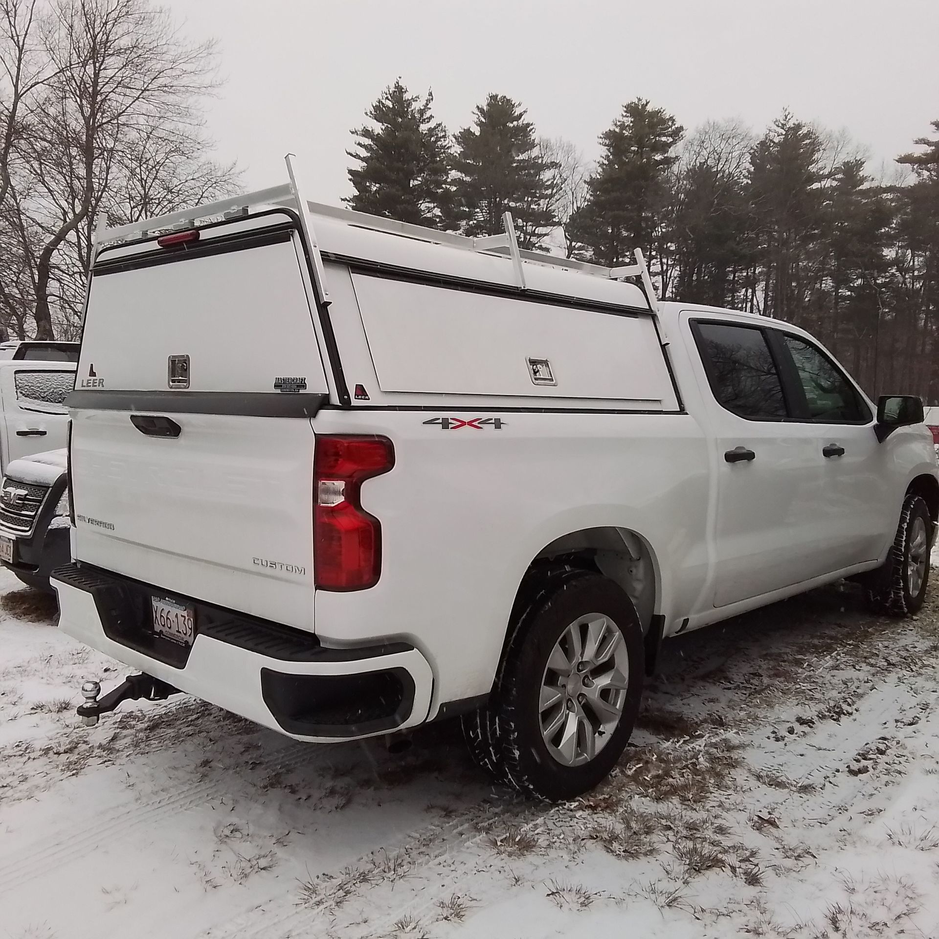 Leer DCC Truck Cap Sales & Installations | Mastercraft Truck Caps LLC ...