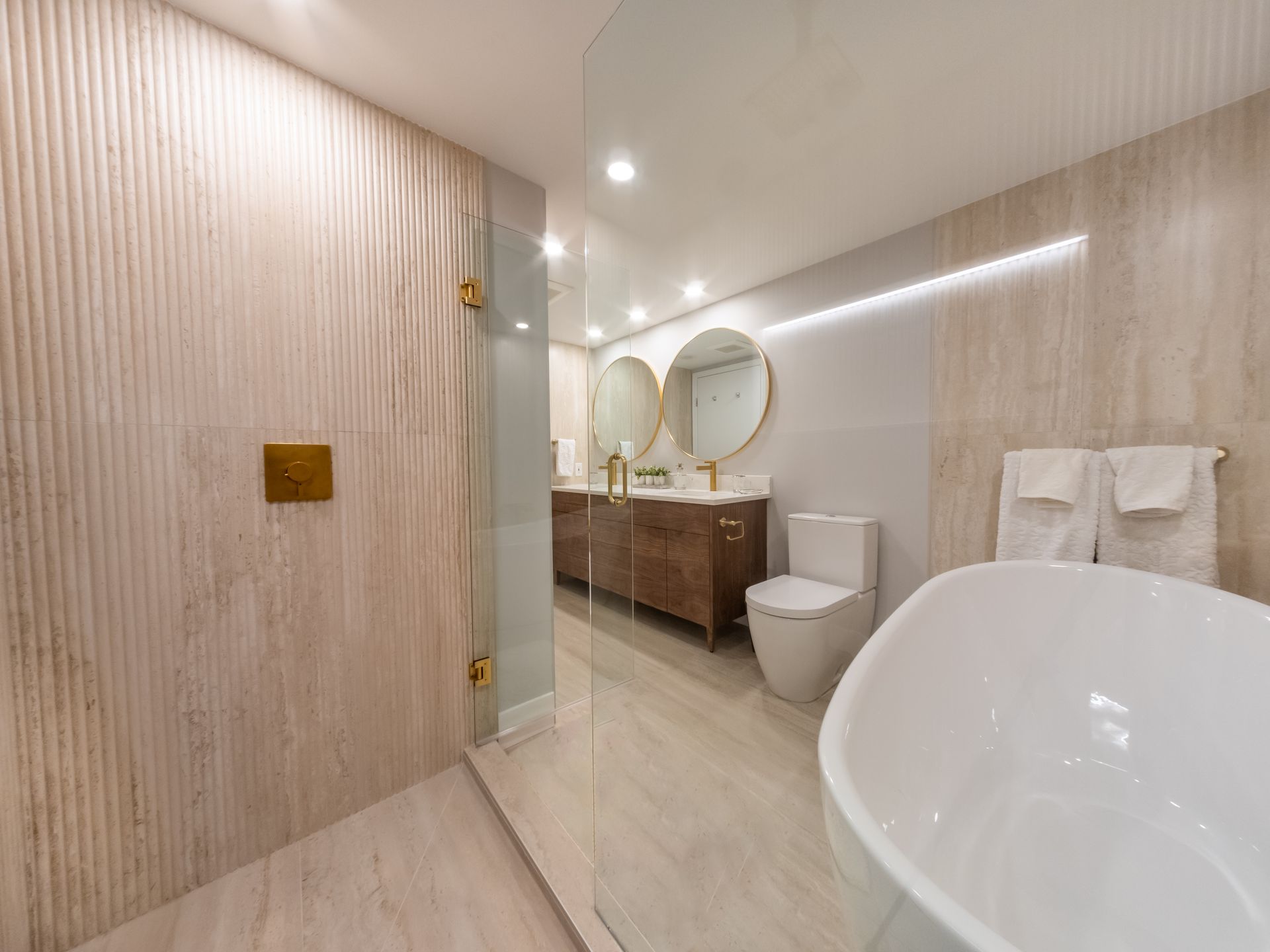 1383 MARINASIDE CRESCENT | Condo Renovation | Rodrozen Design + Build