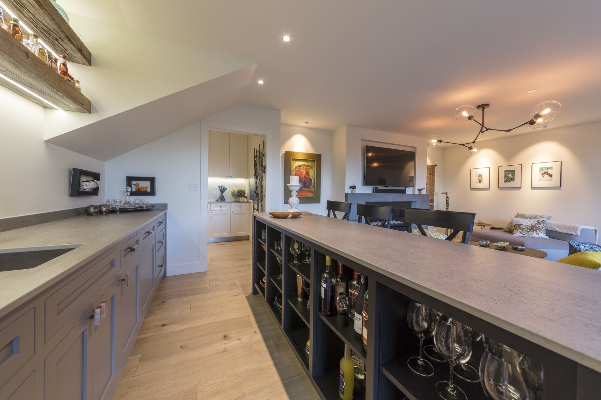 RAVEN PLACE | Home Addition & Renovation | Rodrozen Design + Build