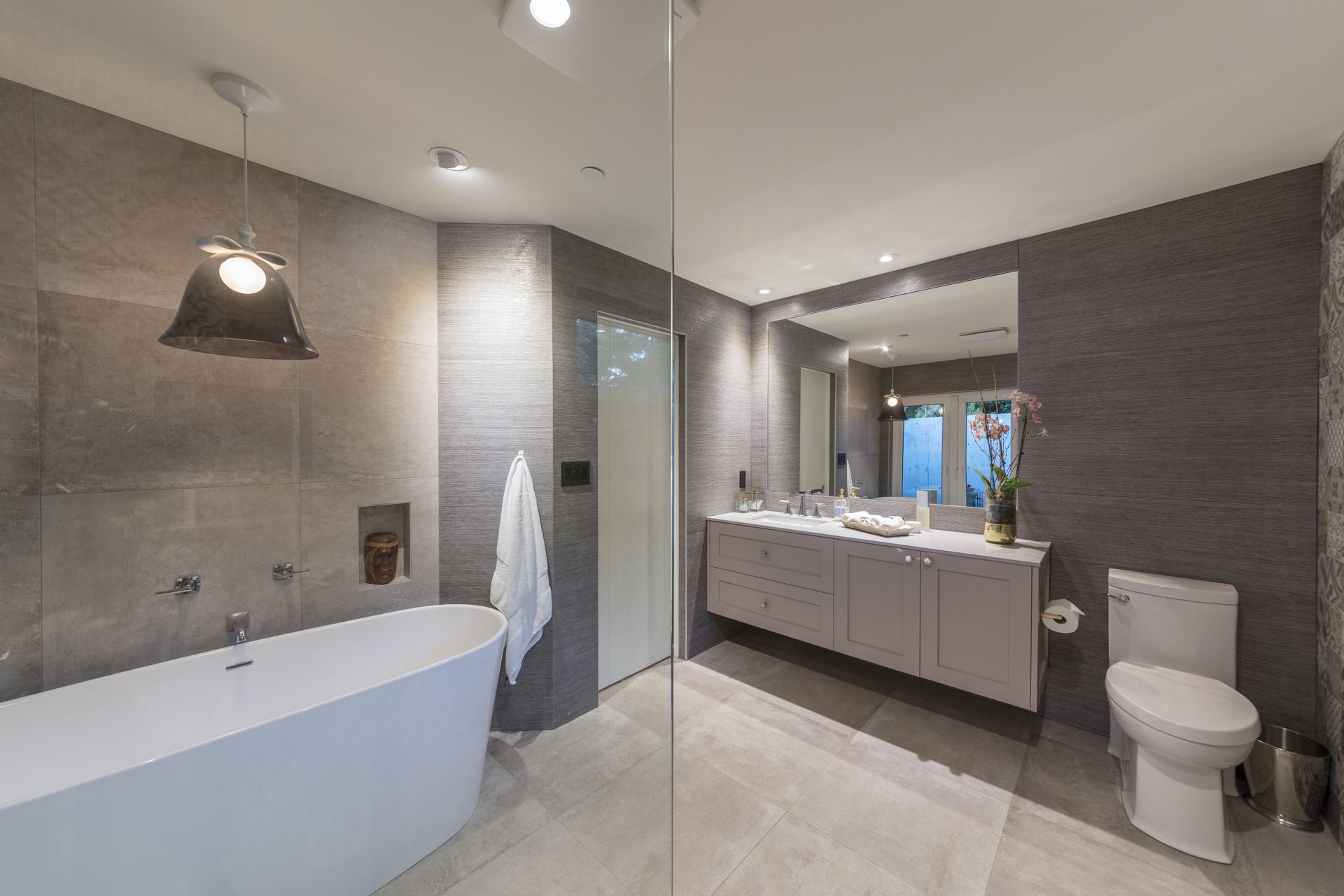 RAVEN PLACE | Home Addition & Renovation | Rodrozen Design + Build