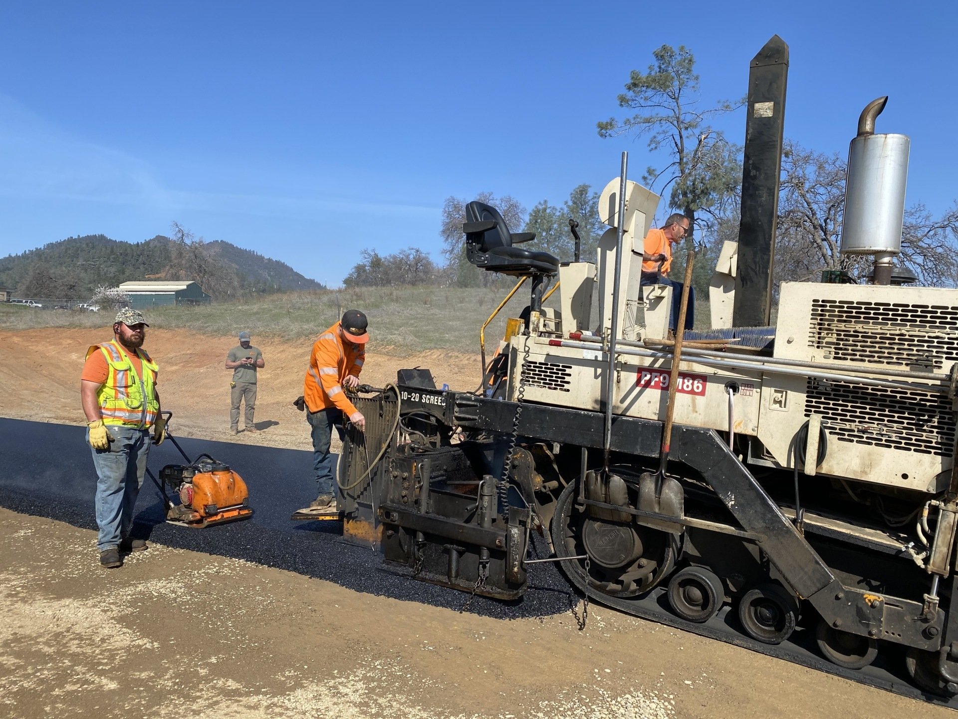 Asphalt Contractor | Redding, CA | Eagle Paving & Grading