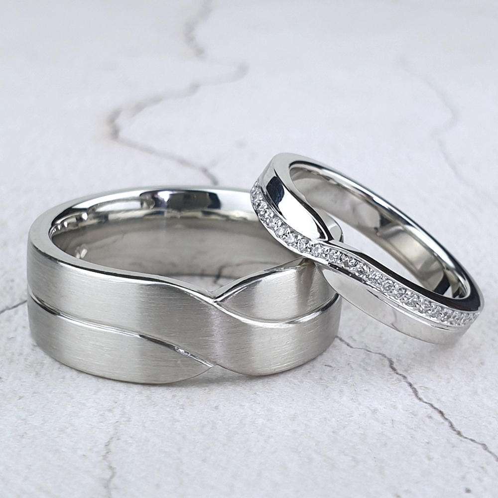 Bespoke Wedding Rings | Crawley | Handmade Wedding Rings | Aurum