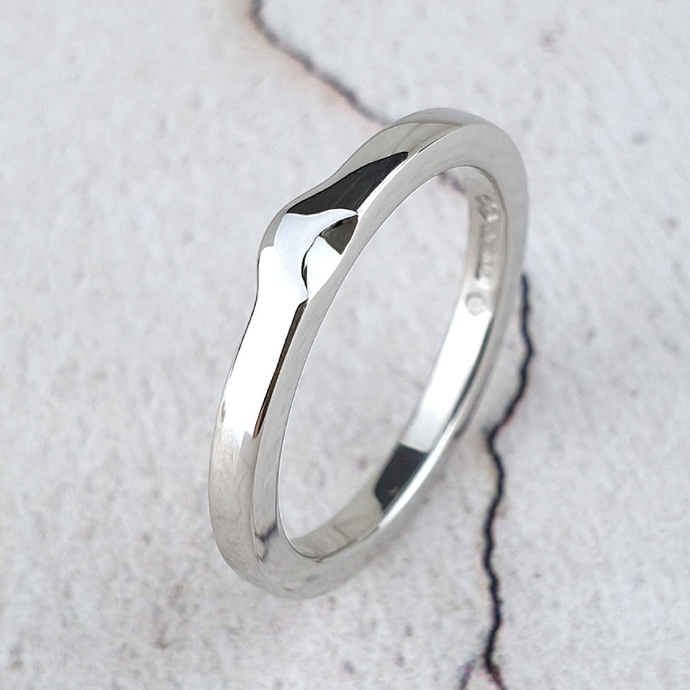 Fitted Wedding Rings |Shaped Wedding Rings | Sussex