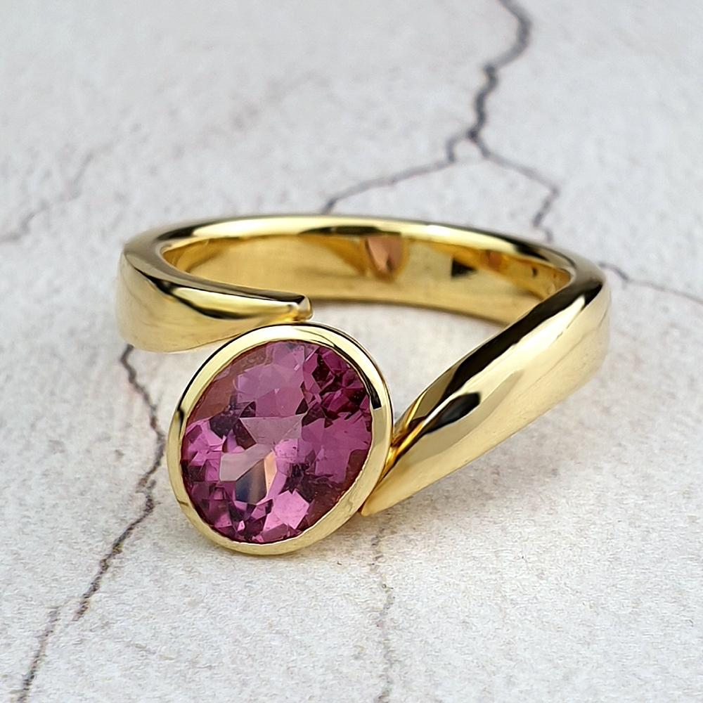 Bespoke Jewellers | Jewellery Designers | Horsham - Aurum