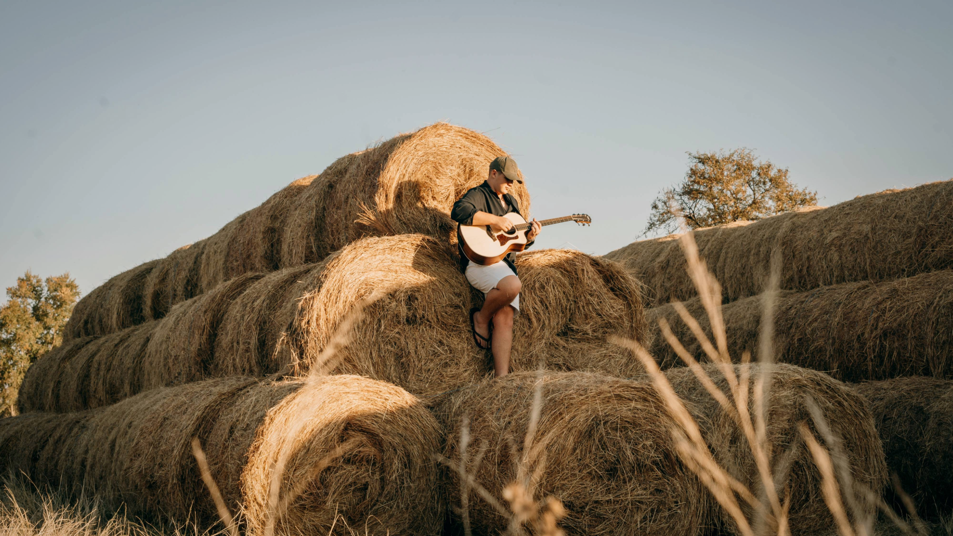 Chris Steyn maak skoonskip met ‘Plaas Dorp Toe’