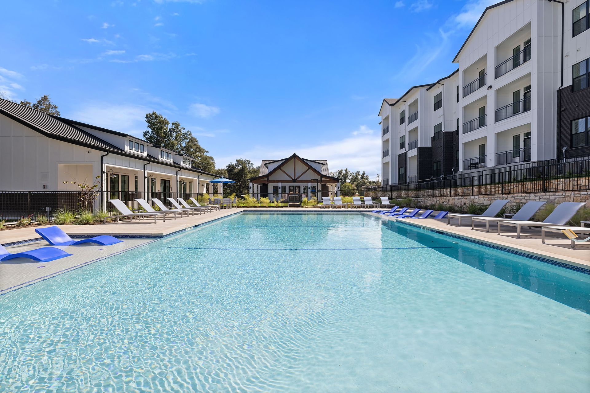 Apartments in North Austin, TX | The Everett