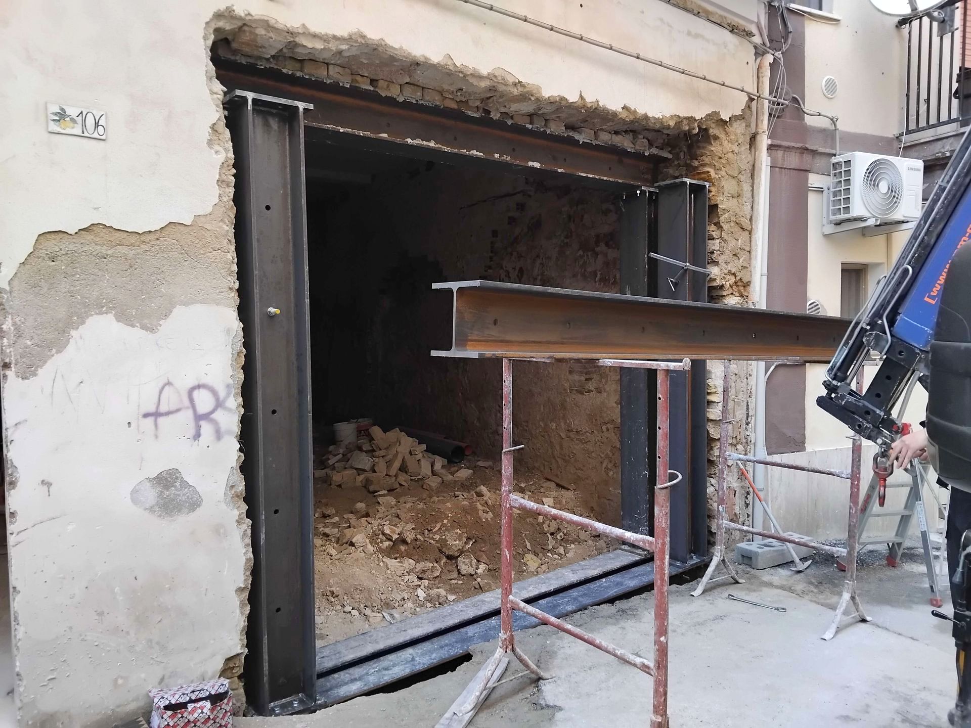 cerchiature antisismiche HEA- HEB - IPE per adeguamento sismico strutturale