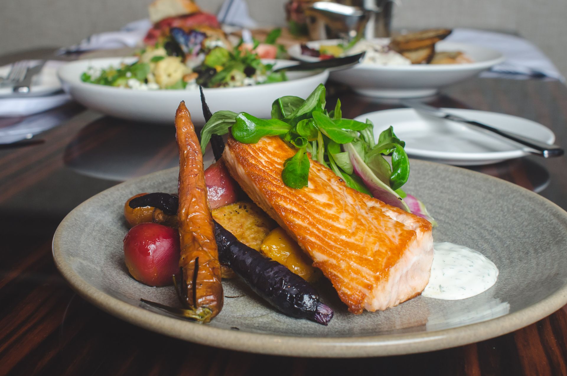Roanoke Restaurant | Upscale American Tavern In The Loop Chicago