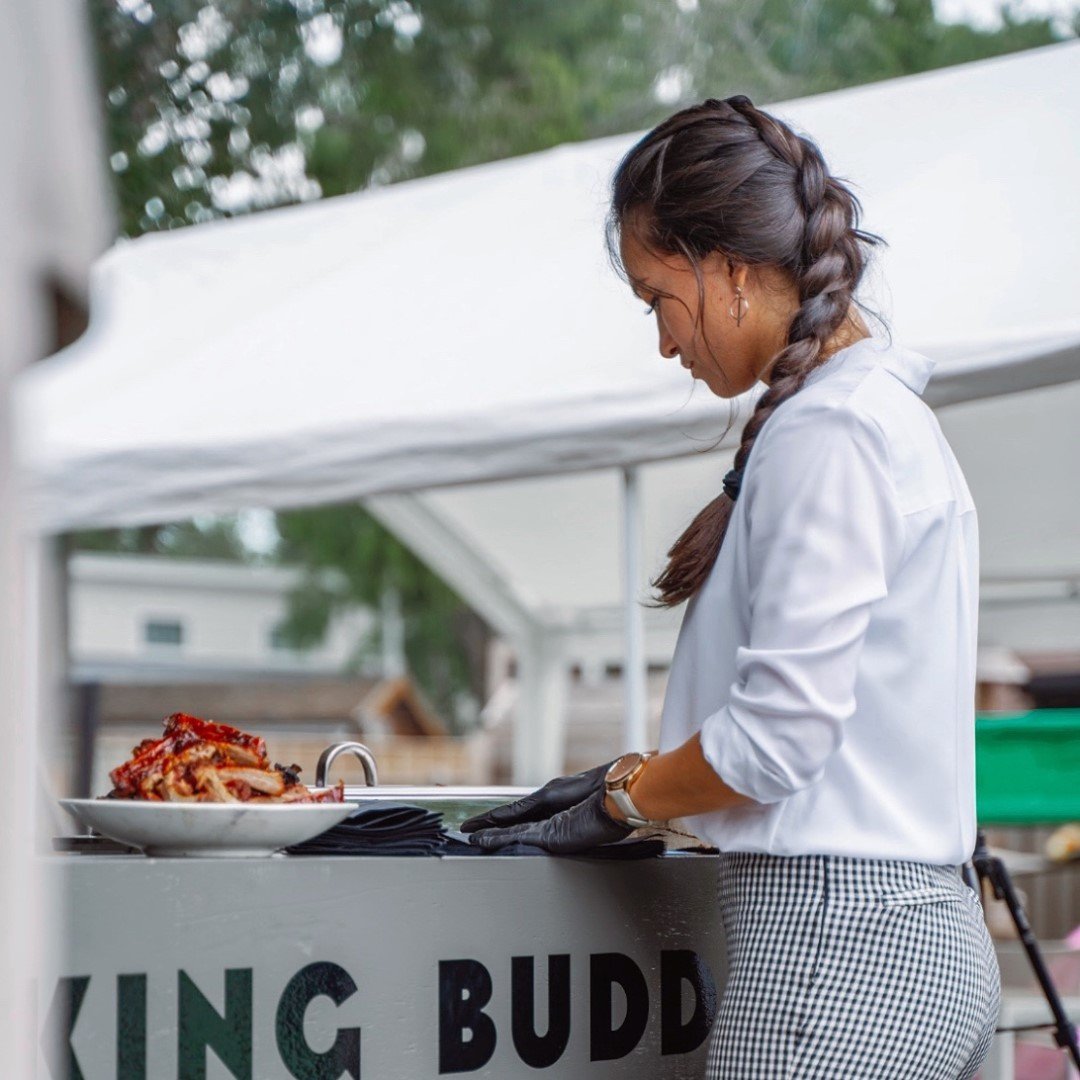 Smoking Buddha | Walking barbecue