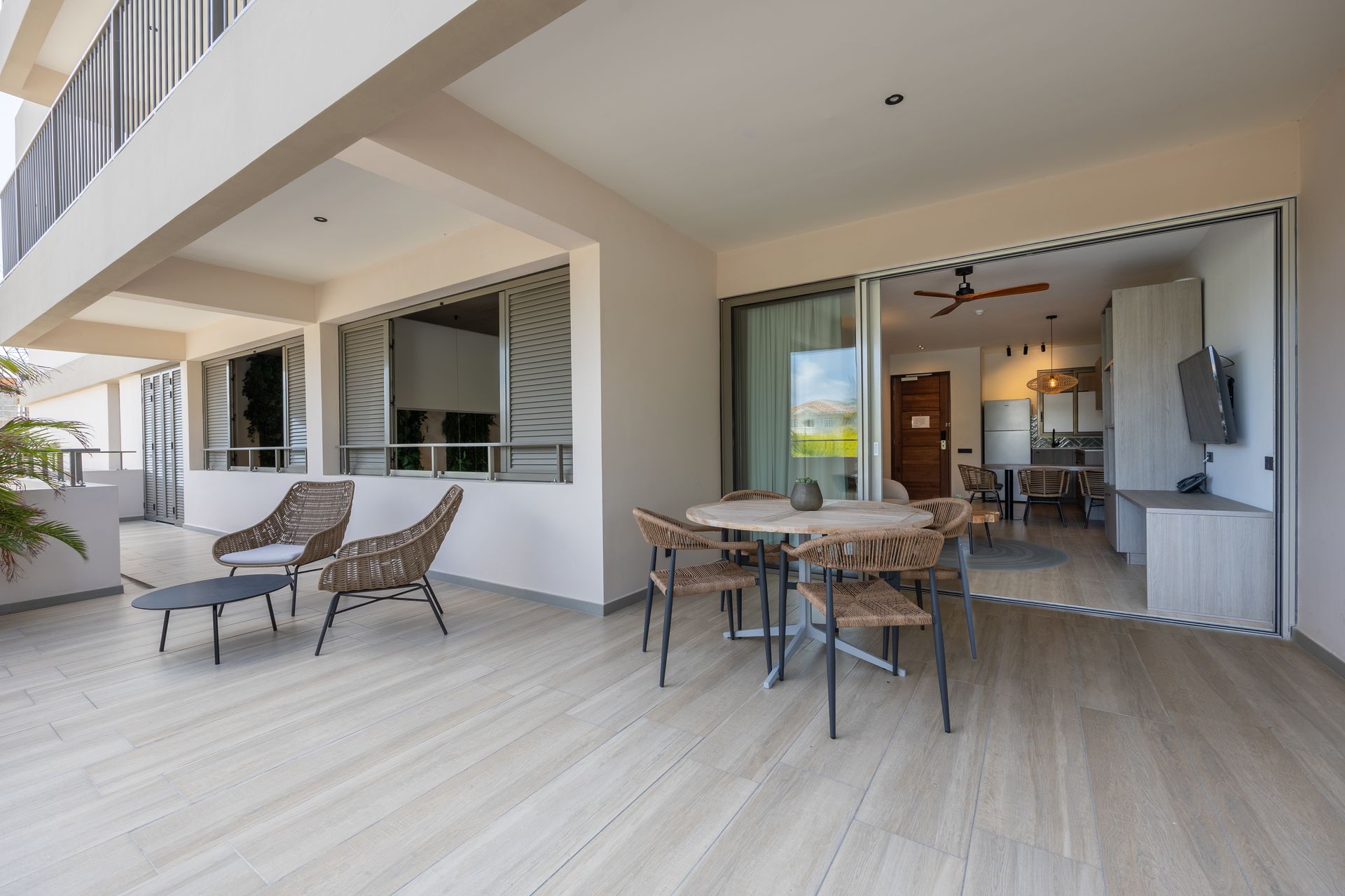 Royal Deluxe Suite | Dolphin Suites & Wellness Curaçao