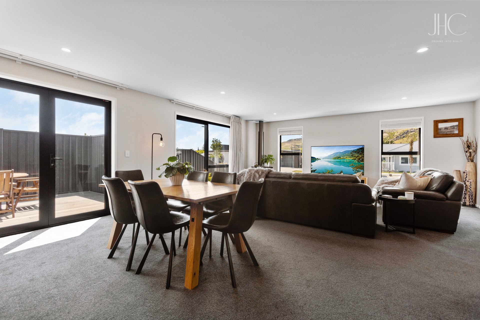 SOLD 10 Searle Drive