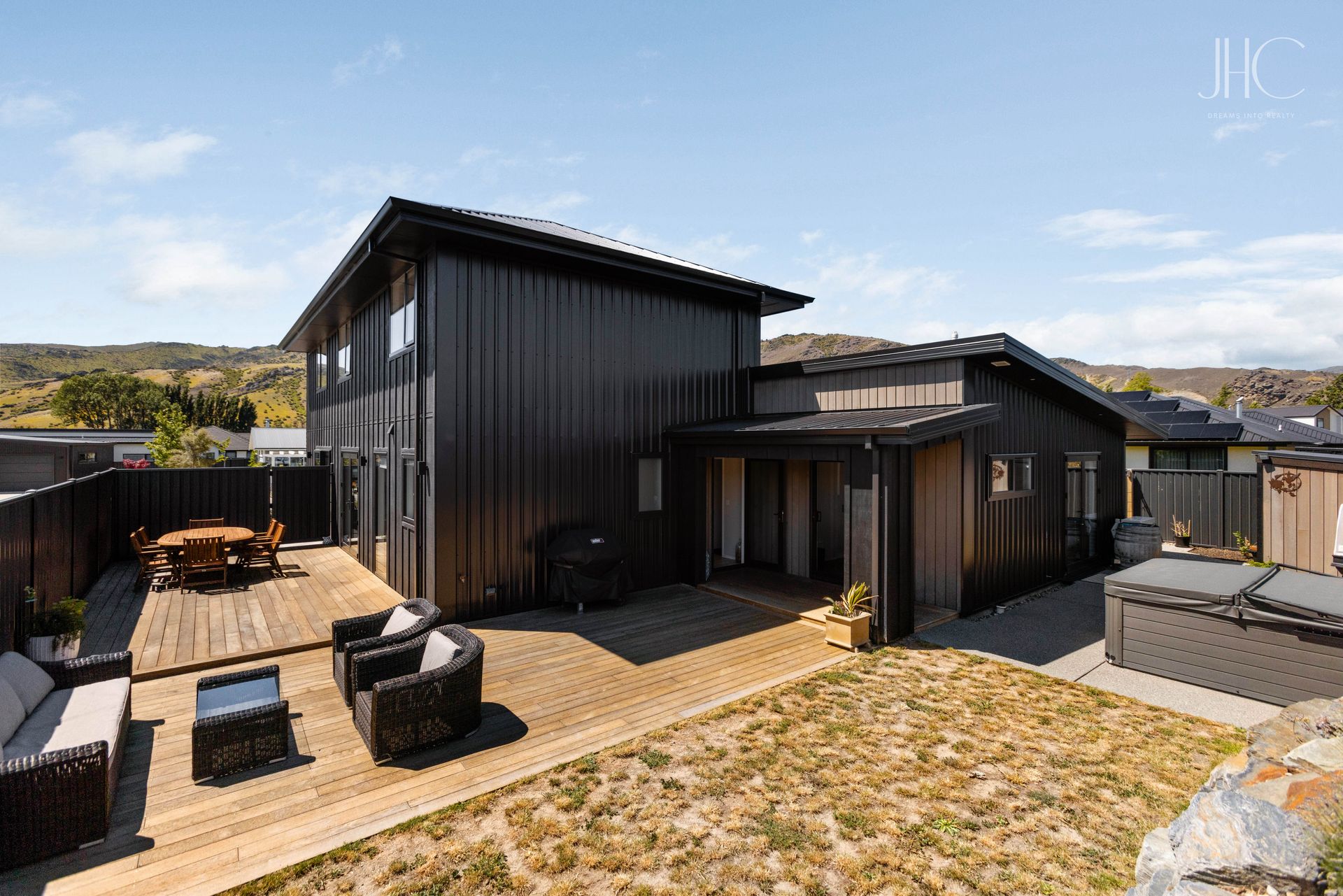 SOLD 10 Searle Drive