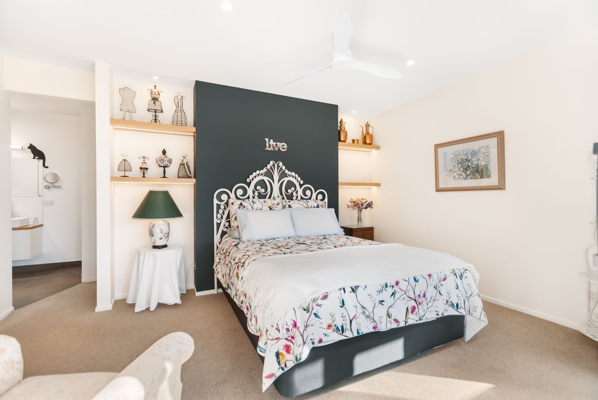 SOLD 2B Alpha Street