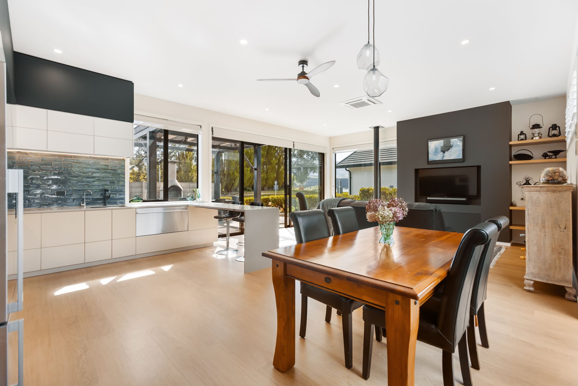 SOLD 2B Alpha Street