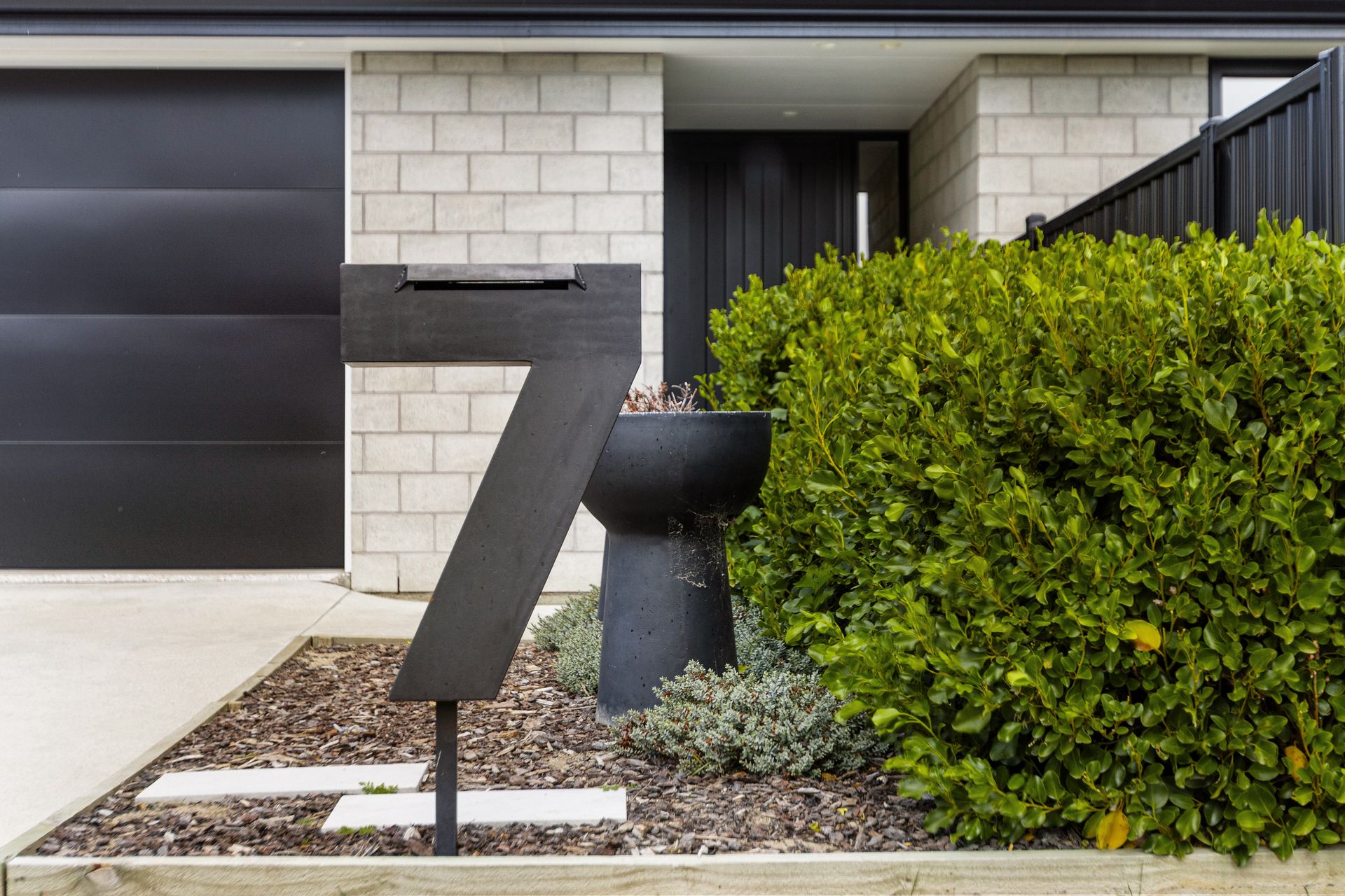 SOLD 7 Phoenix Place