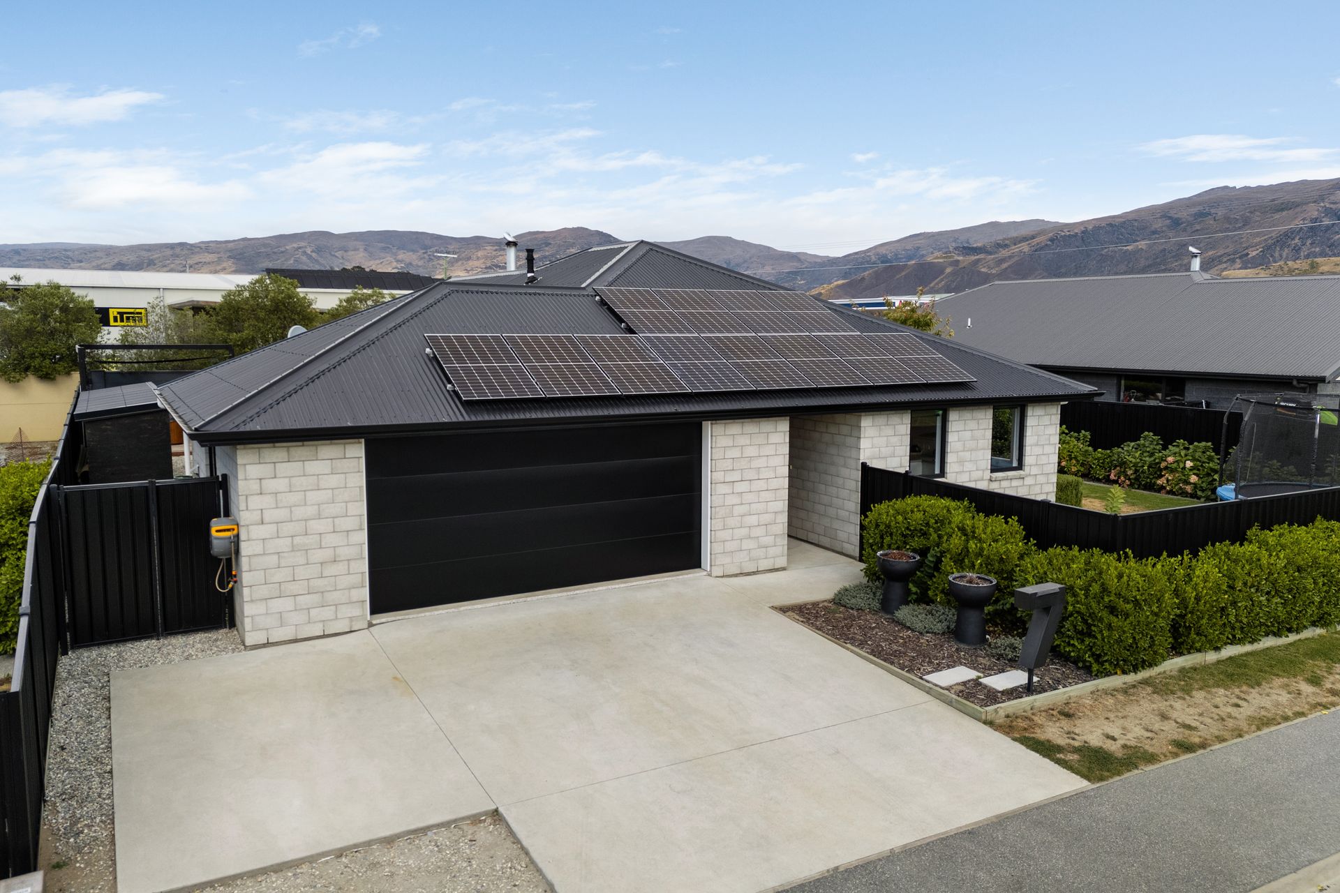 SOLD 7 Phoenix Place