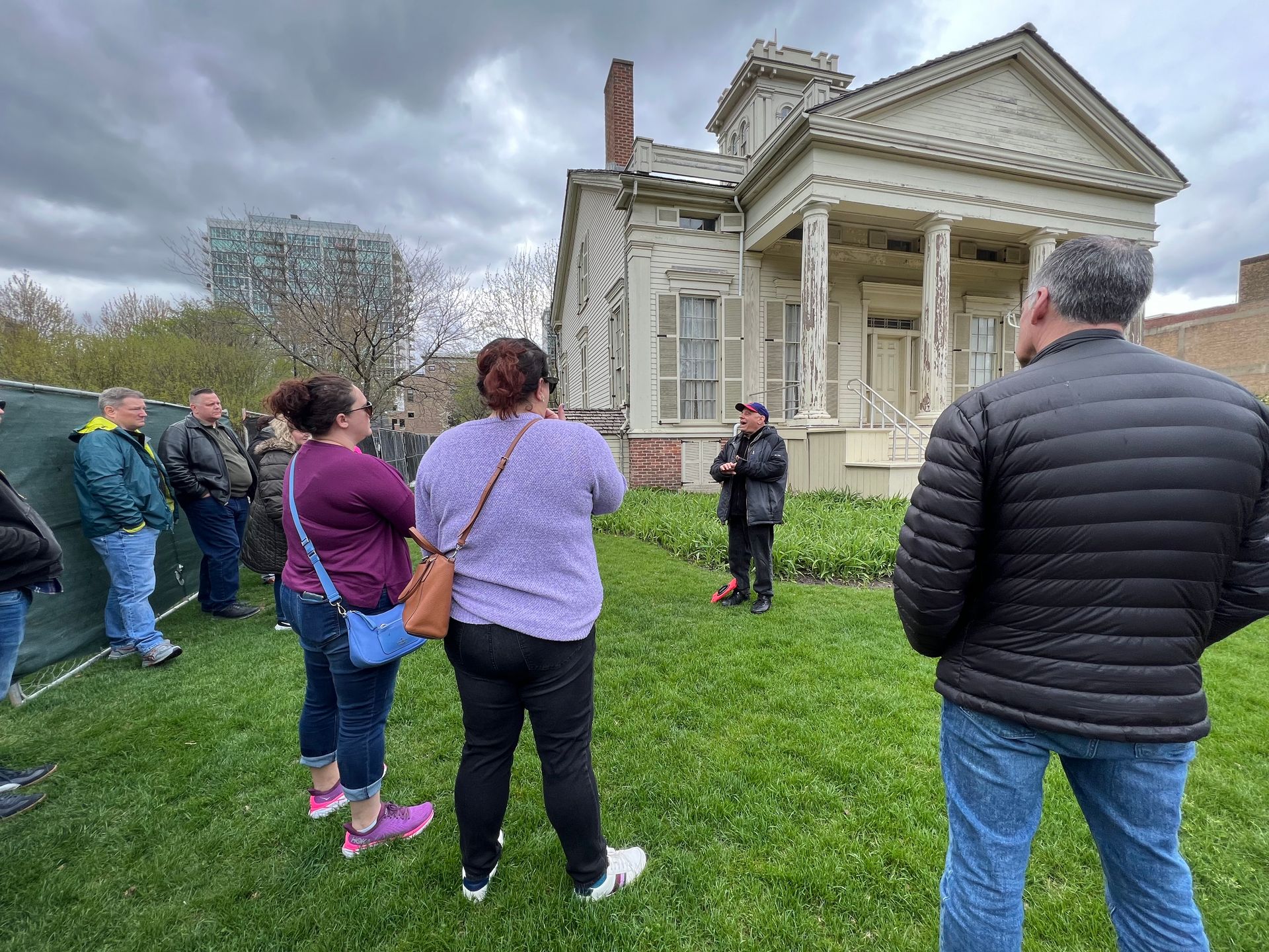 Prairie Avenue Ghost Hunt | American Ghost Walks