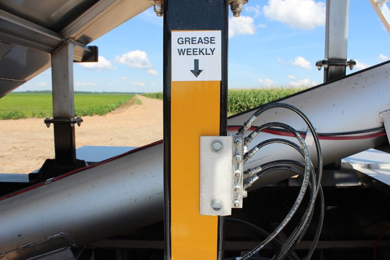 Model TT2000SF Agricultural Hopper | KBH Equipment | US