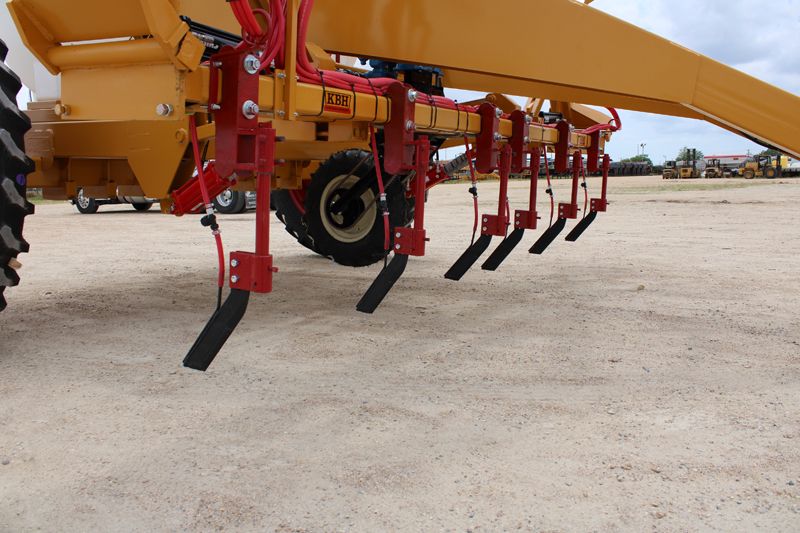 Tool Bar Applicators | KBH Equipment