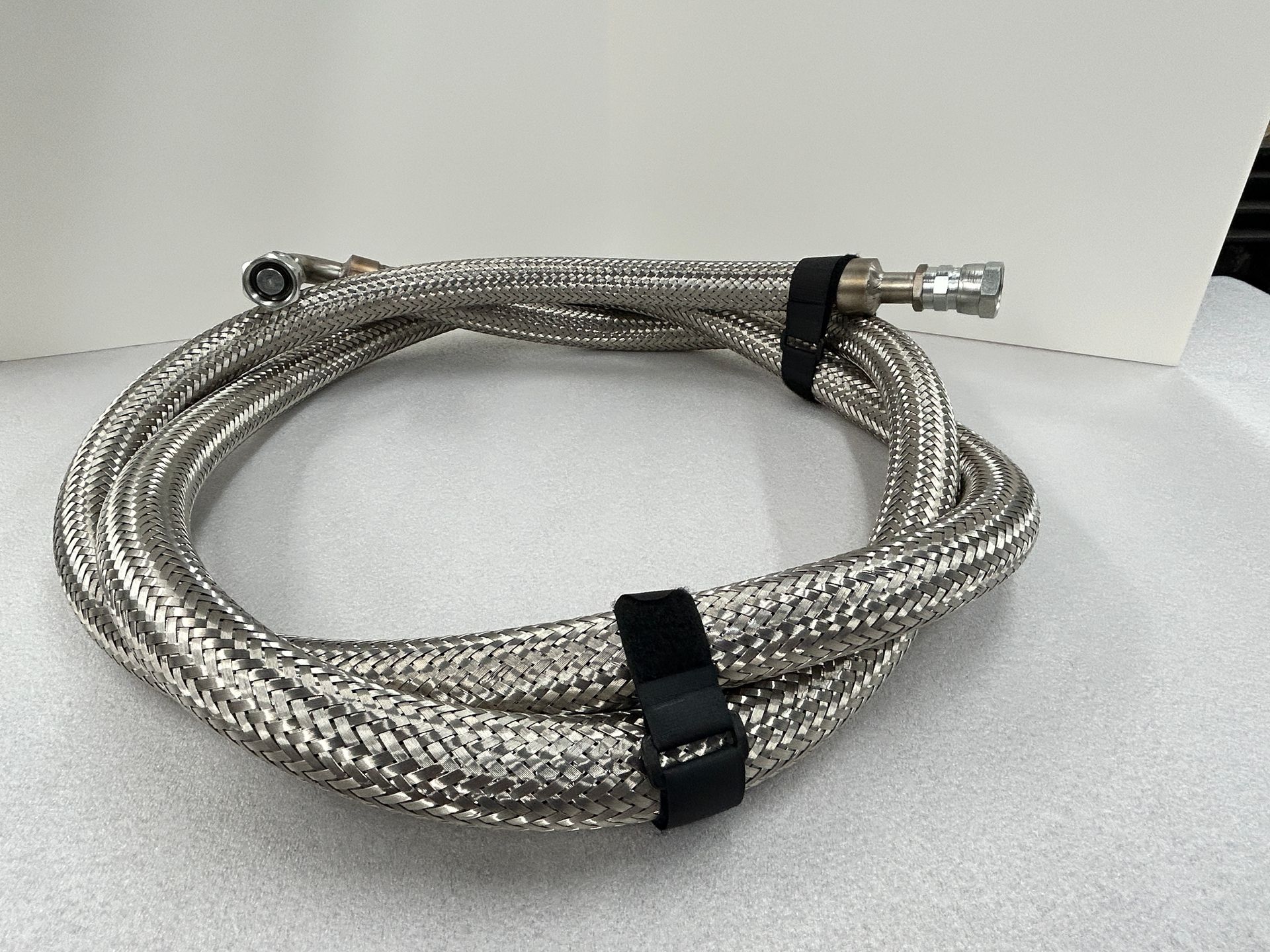 Helium Flex Lines with Aeroquips