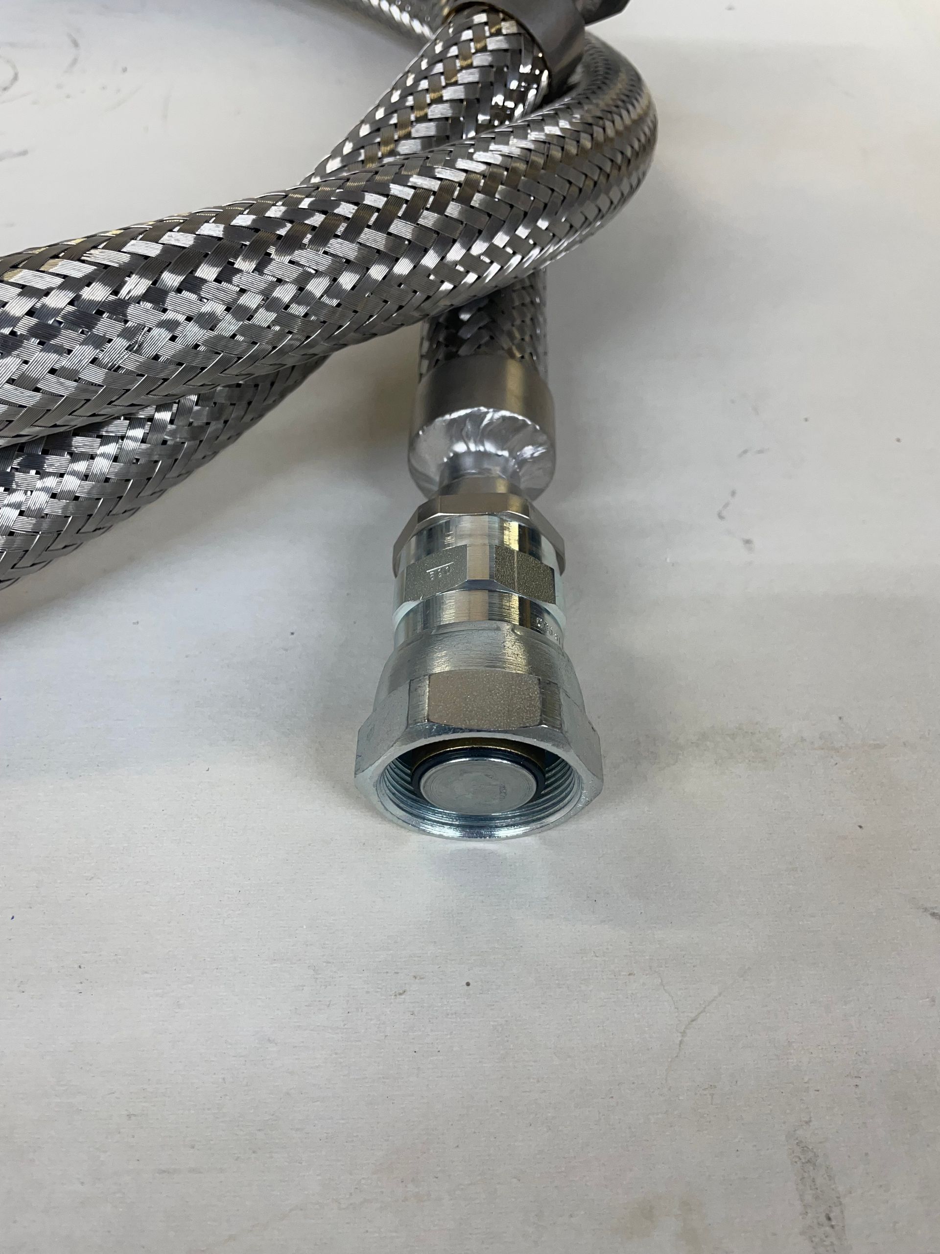 Helium Flex Lines with Aeroquips