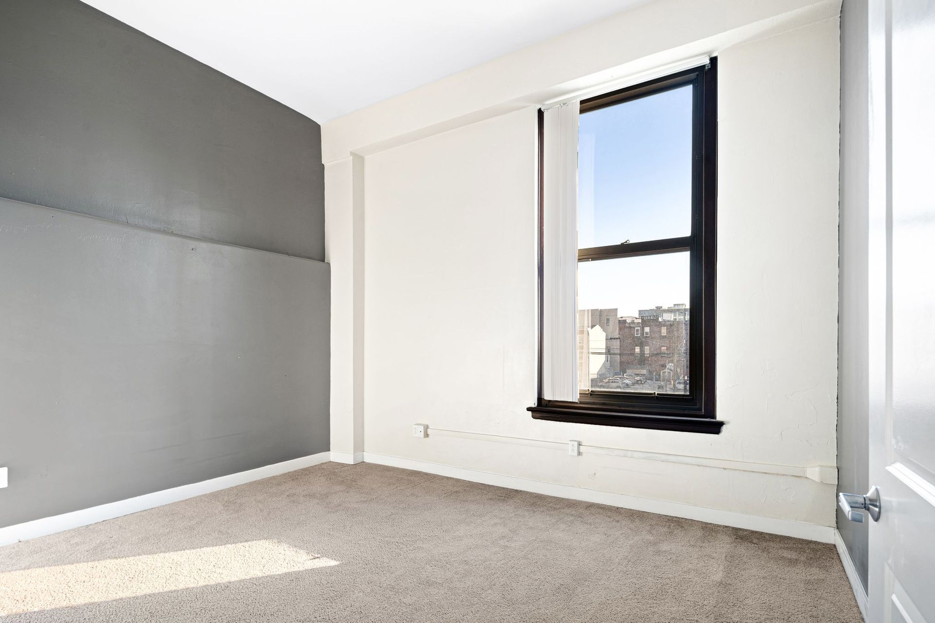 Luxury Apartments for Rent | Mural Lofts | Philly, PA