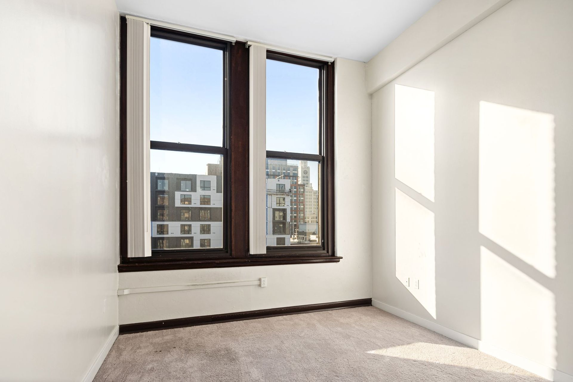 Luxury Apartments for Rent | Mural Lofts | Philly, PA