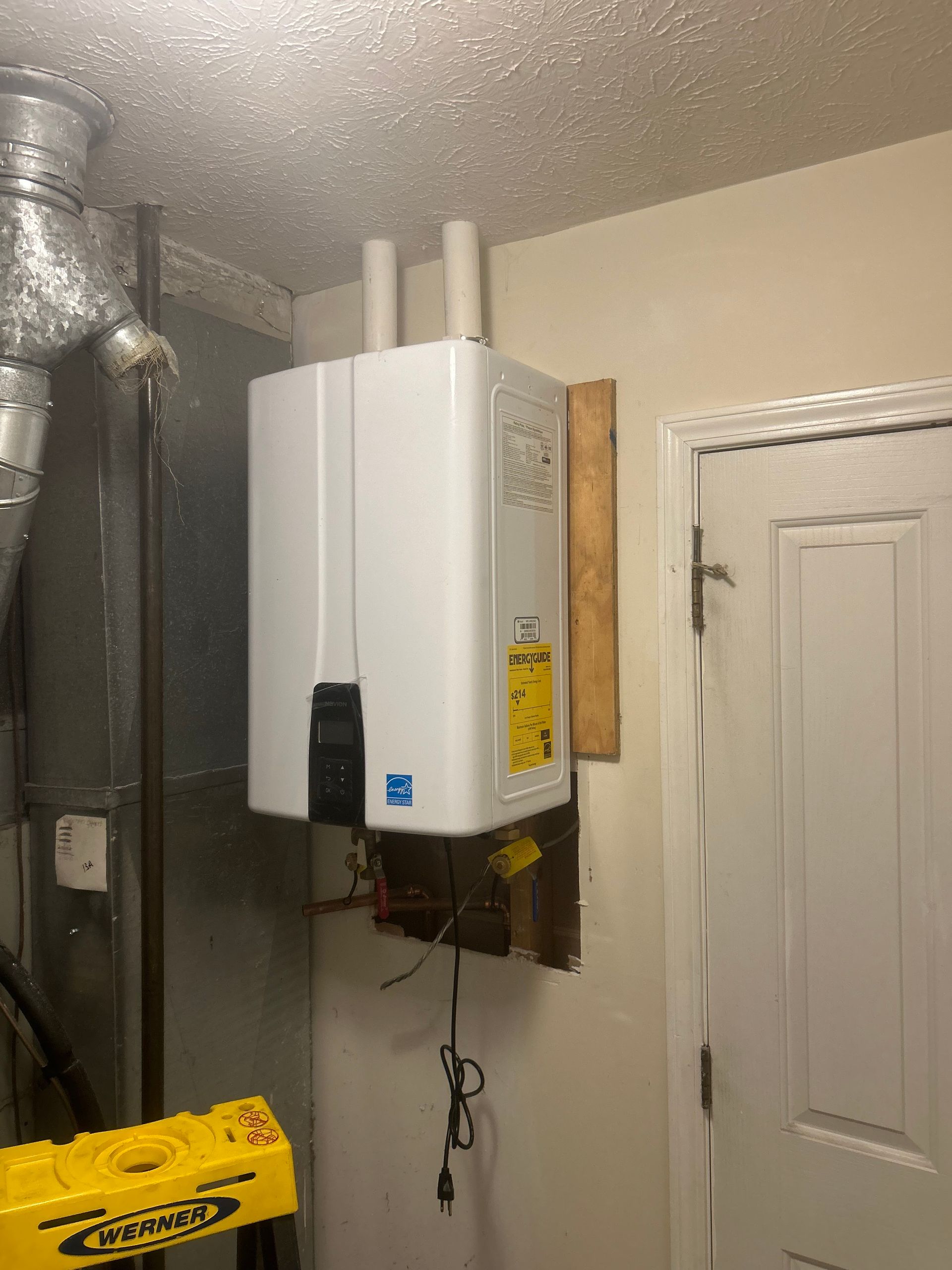 Tankless Water Heaters | Indianapolis, Indiana