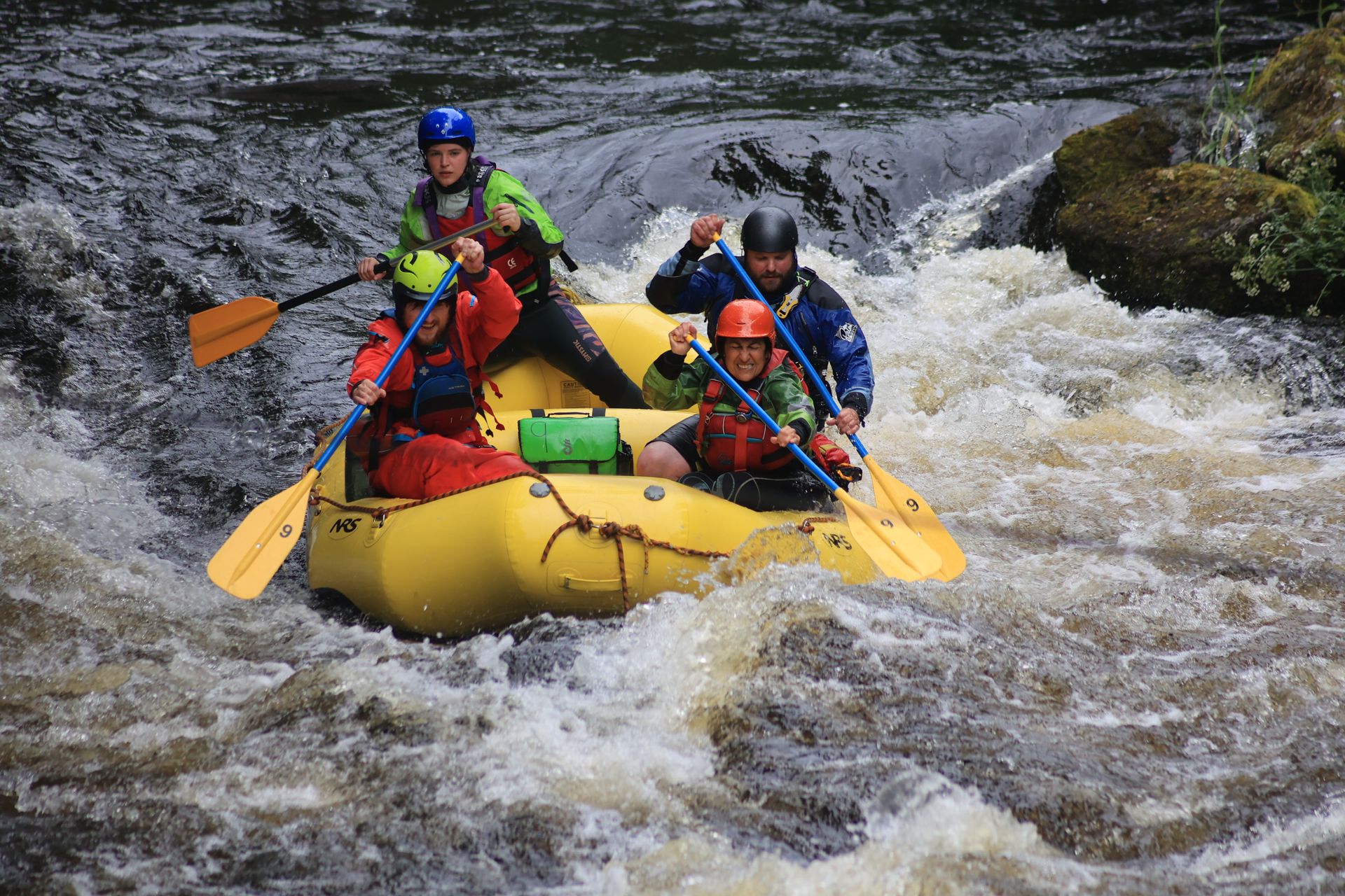 The Ultimate Session - White Water Rafting in Snowdonia Wales