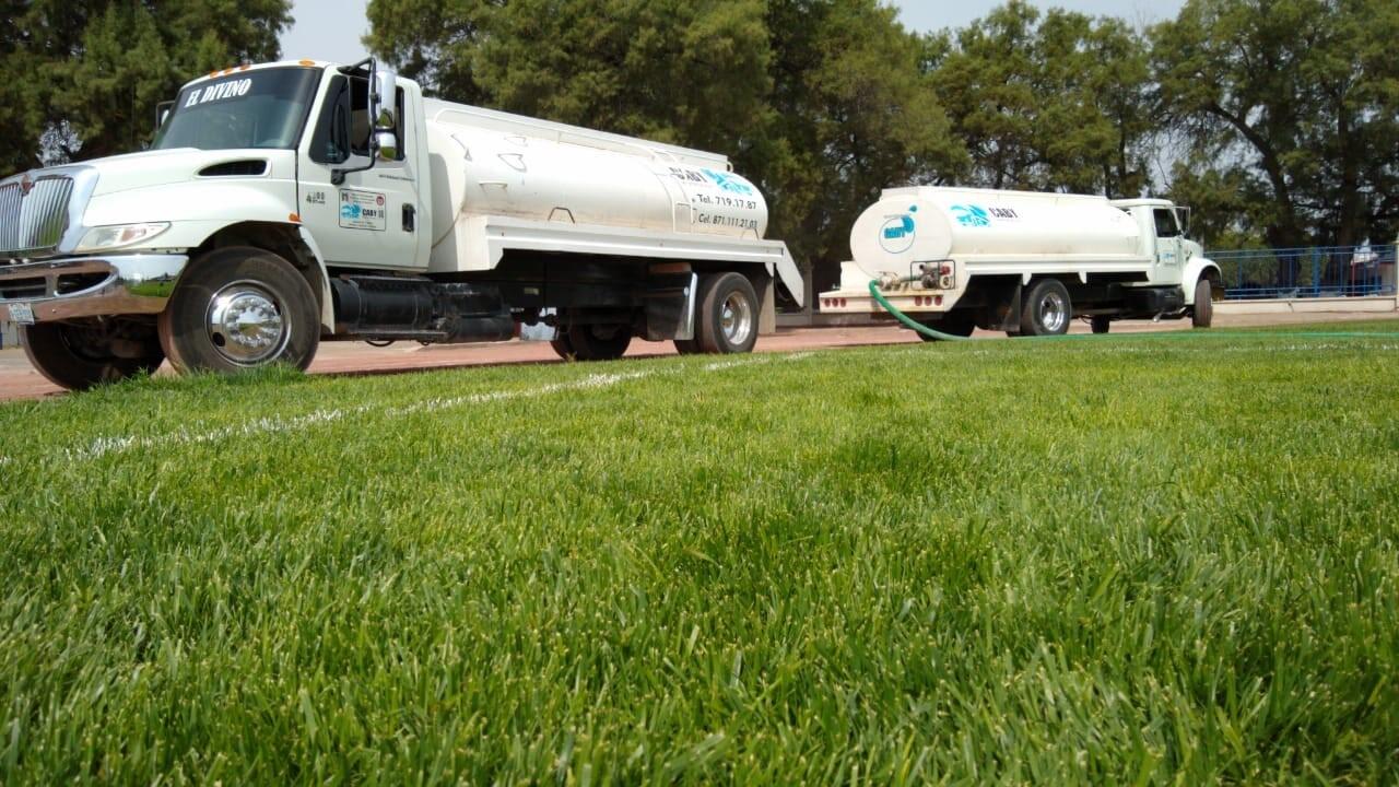 Servicio de pipas de agua potable en Gómez Palacio, Durango