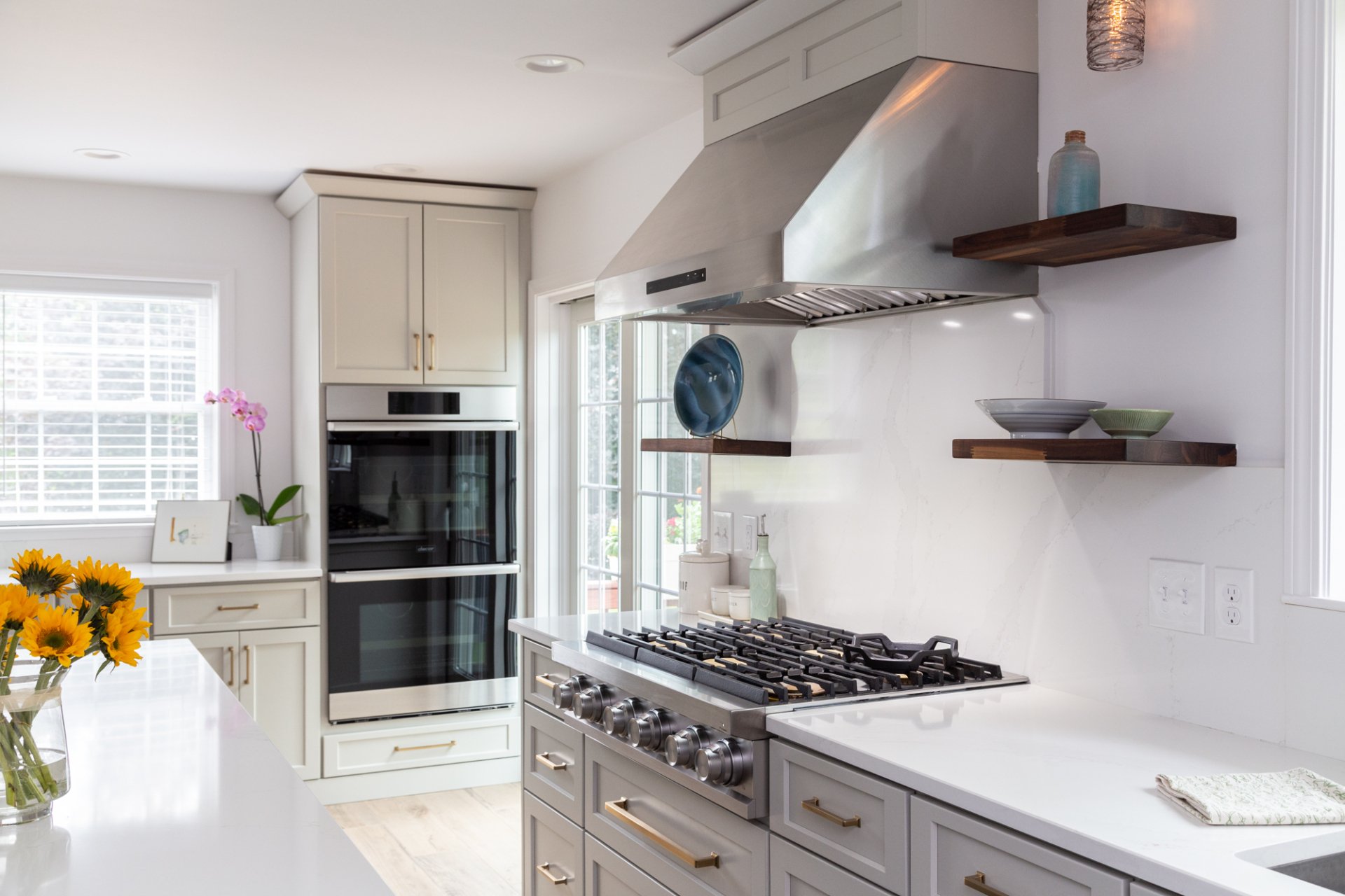 MILTON KITCHEN GALLERY